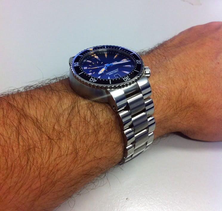 First Oris ever...Help me please | WatchUSeek Watch Forums